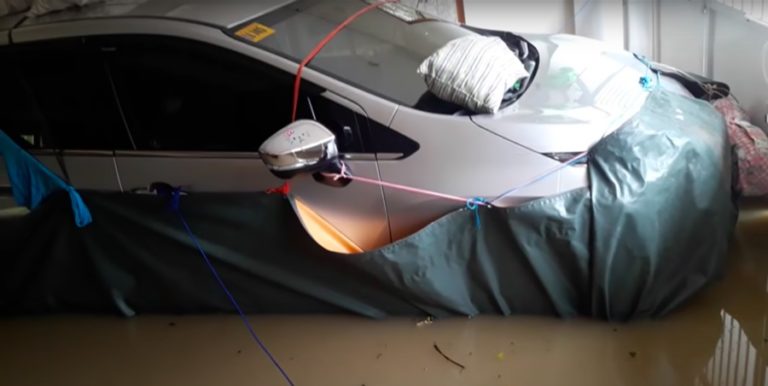 [TRENDING] Genius Hack: Pinoy Makes Car Float to Save it from Typhoon ...