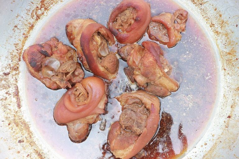 How to Cook Filipino Paksiw na Pata (Braised Pork Leg Stew) - The Pinoy OFW